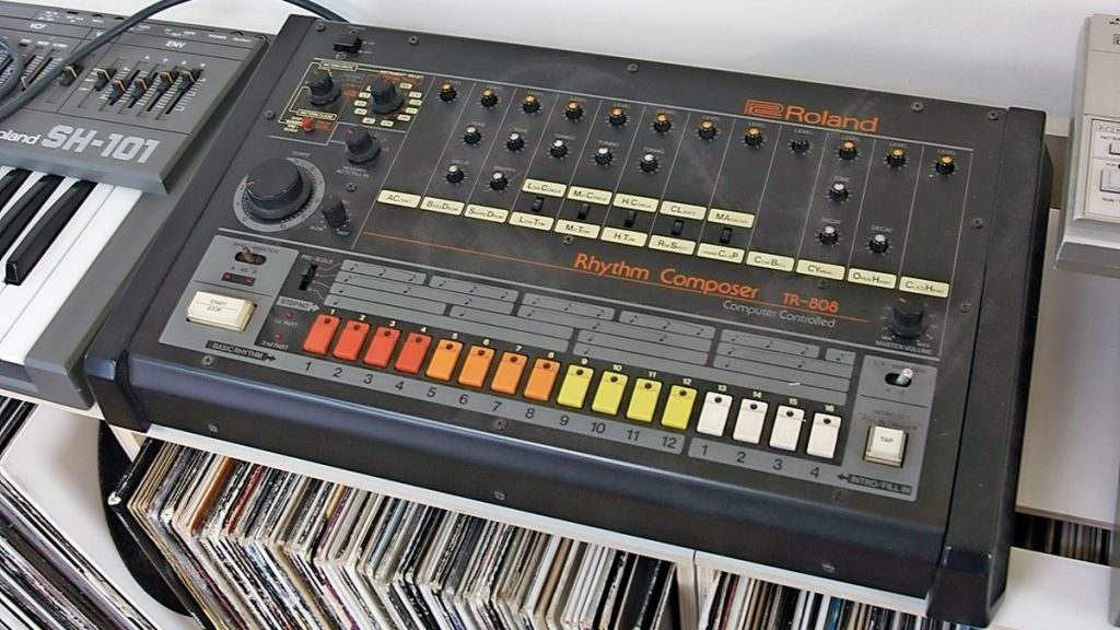 【無料】Roland TR-808のサンプルを105種類収録した、SampleRadar「808 weight samples」無償配布開始 ...